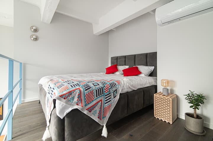 Brand-new & Stylish Loft - Hip District Uptown - Vilnius