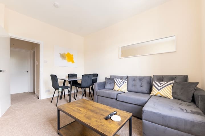 Snug Modern Apartment In Inverness - 印威內斯