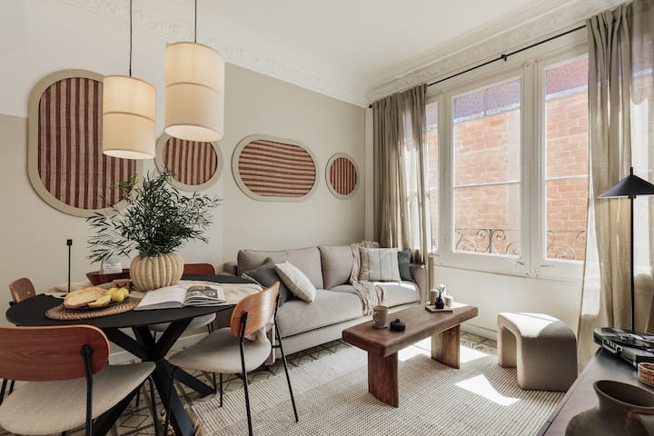 Loma - 3 Bedrooms And Office In Eixample Esquerra - Barcelona
