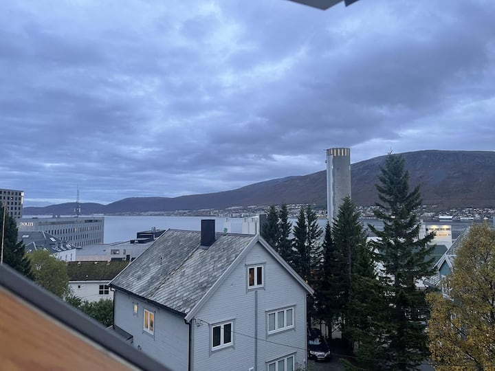 Arctic Skyview Retreat In Tromso - With Parking - Tromsø