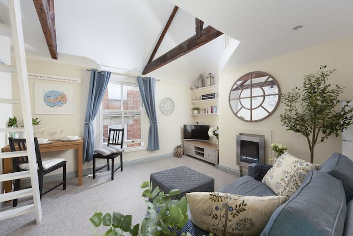 Bessie Ellens Cottage, Fowey - Fowey