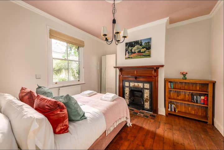 5 Bed Period House In Historic Heart Of Cambridge - Cambridge