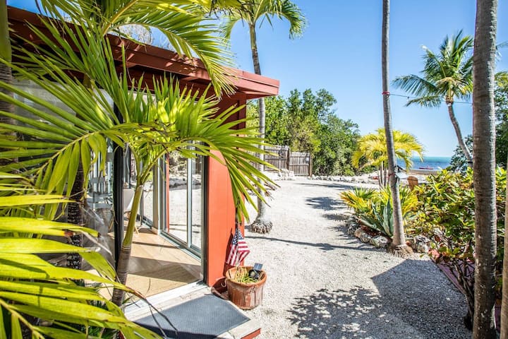 Seaside Dream House 3bed/2bath Single Family With - Marathon, FL