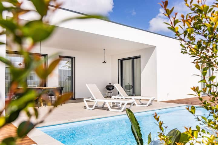 Vale Paraíso Villa - By Sch - São Martinho do Porto