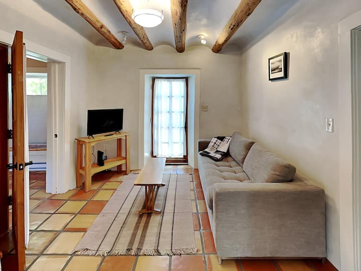 Casita Sueno | Courtyard Patio, Amazing Location - Santa Fe, NM