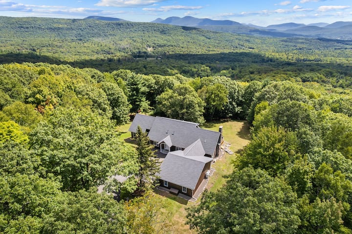 Peaceful 4-br Getaway 10-min To Windham Mountain - Windham, NY
