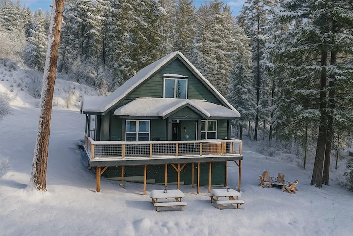 Mountain Retreat | Petsok + Discover Hidden Gems! - Easton, WA