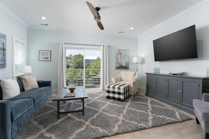 A Sail Away - Essential Beach Gear Included! - Carolina Beach, NC