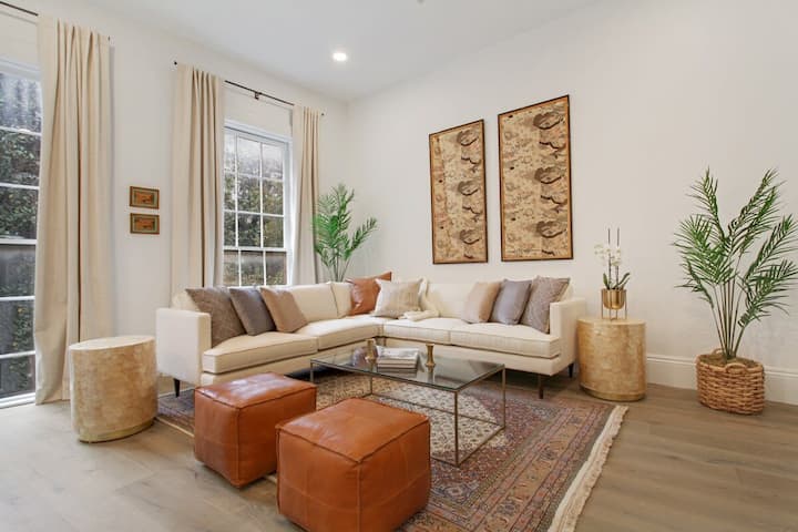 Sleek Historic Southern Hotel Suite | 5 Min To Fq - New Orleans, LA