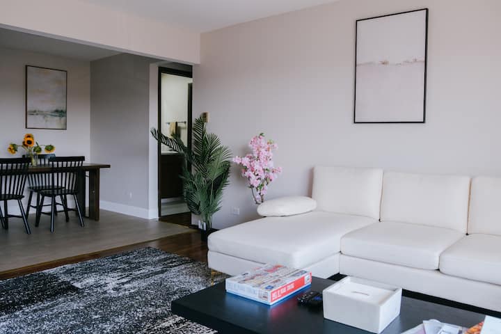 Near O'hare • Personal Gym & Balcony • Safe Area - O'Hare - Chicago