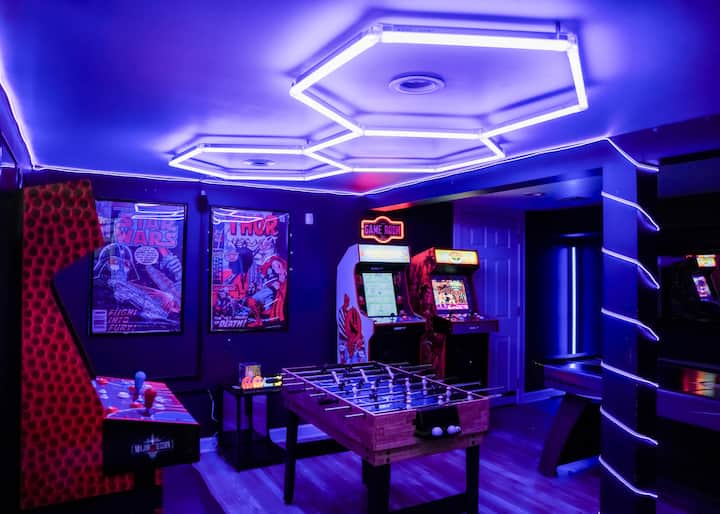 Game Room • Fire-pit • Playground • Gym • Billiard - Chicago