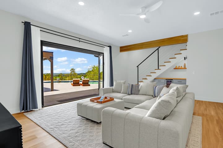 Jalsa | 4br With Views + Swimming Pool - Wimberley, TX