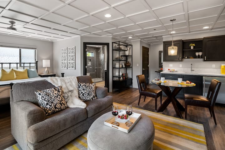 Honeysuckle Romantic Villa • She Said Yes! - Sedona, AZ