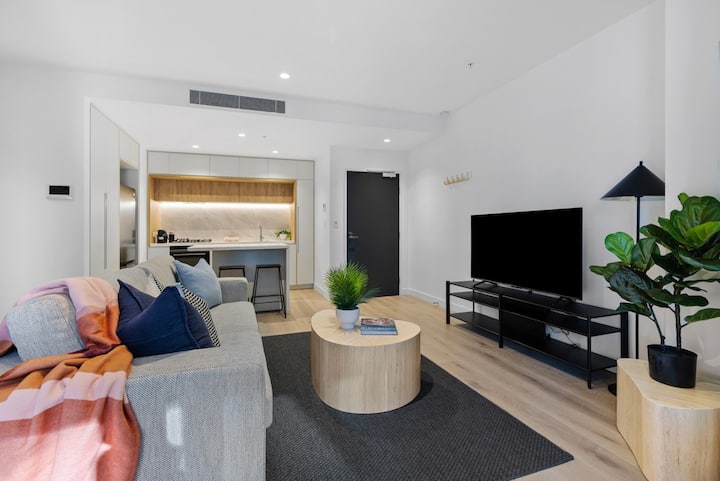 Luxe 1br + Study, Balcony, Pool, Sauna, Gym Cbd - Kensington