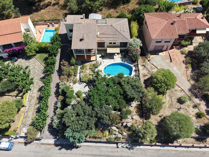 Maison Spacieuse Avec Clim Et Animaux Admis à Pau - Llançà