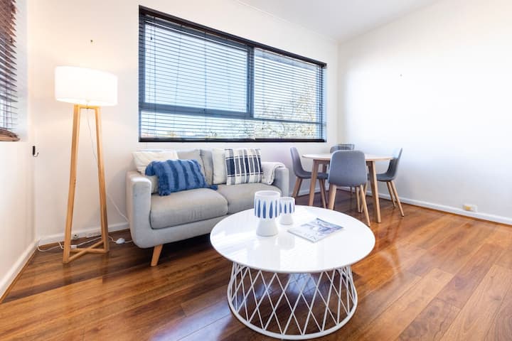 Cosy 1br Apartment In Heart Of Elwood - Saint Kilda
