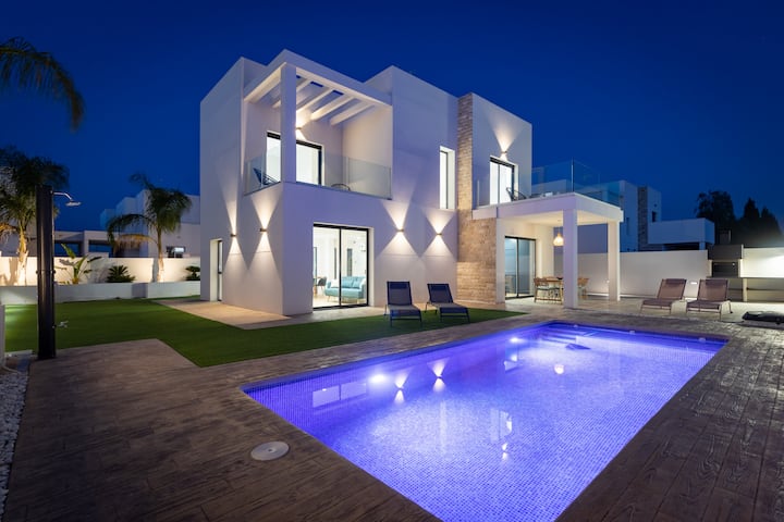 Carrasqueta Deluxe. Wifi + Pool + Pk + 6 Pax - Bétera
