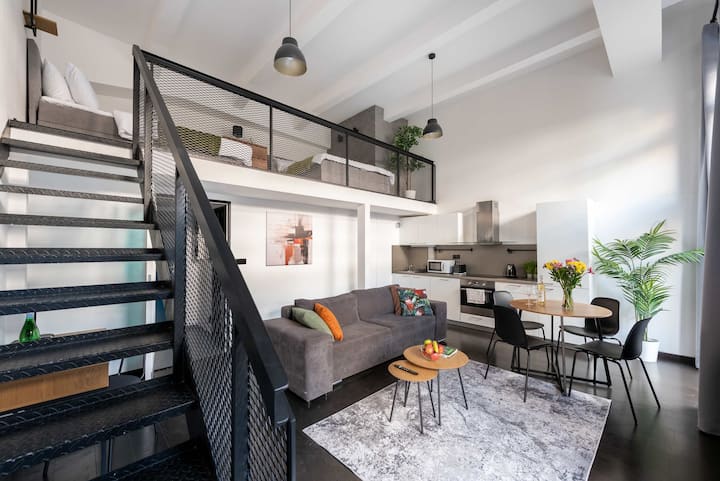 Modern Loft With Balcony Close To City Center - Praga