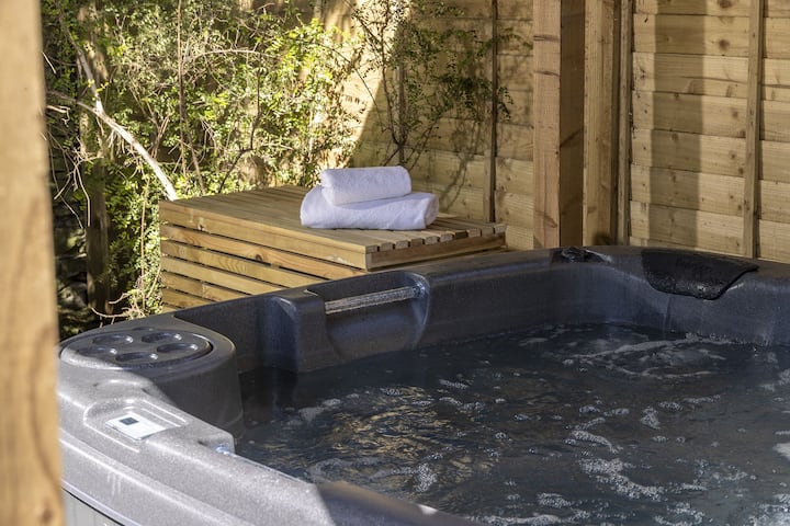Cottage With Hot Tub - 3 & 4 Hawthorn Cottages - Chipping Norton