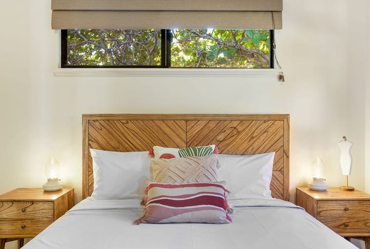 Six Seasons Solace - Broome