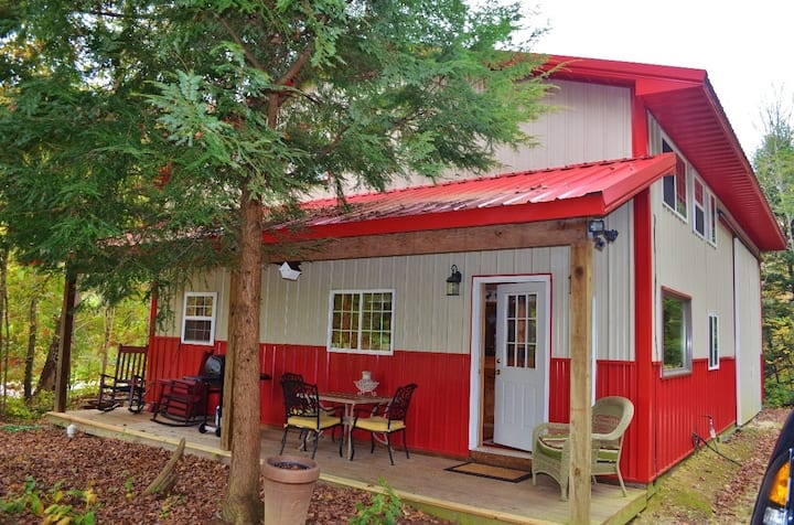 Creekside Cabin:pet-friendly, Fire Pit, Creek View - Hocking Hills State Park, OH