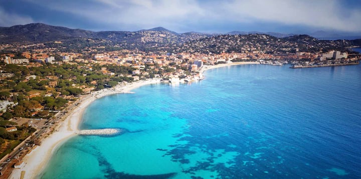 Studio Avec Balcon Au Pied De La Plage - Sainte-Maxime