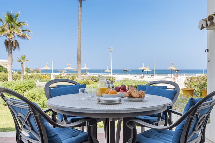 Casares Del Mar - Beachside 3 Bed! - Manilva