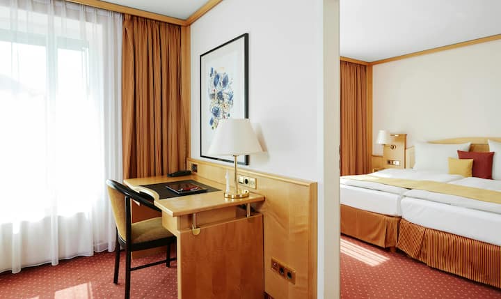 Book The Rental Bikes & Head Out Along The Spree - Berlin