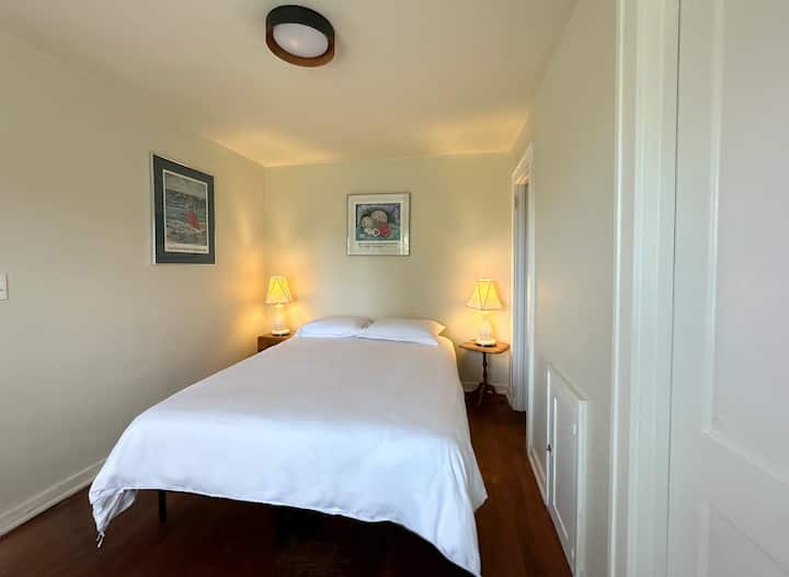 Moby Dick - Double Room With Private Bathroom - 10 - Ocean Park, WA