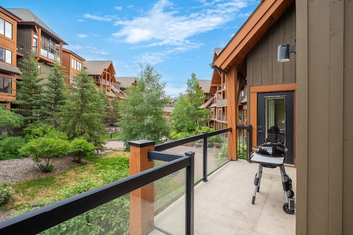 Stylish Mountain Suite, Private Balcony And Bbq - Canmore