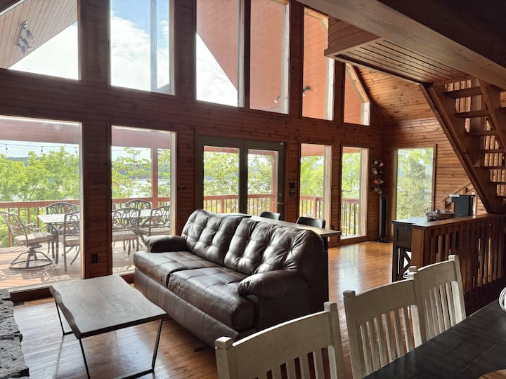 Lakeside Villa - Arkansas