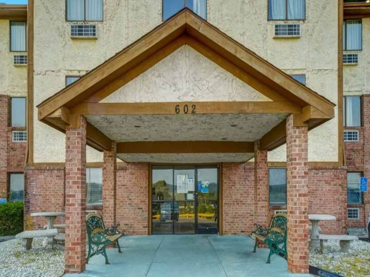 2 Lits Pleins | Ns - Cave Run Lake, Salt Lick