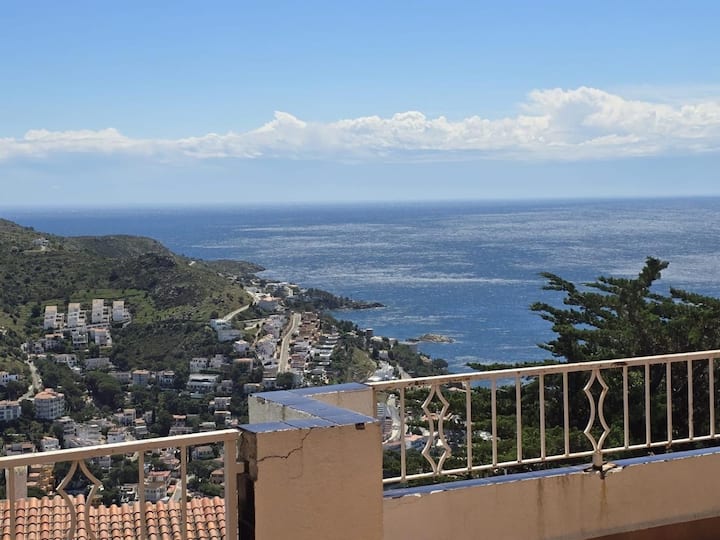 Villa Roses, 9 Pièces, 16 Pers. - Cadaqués