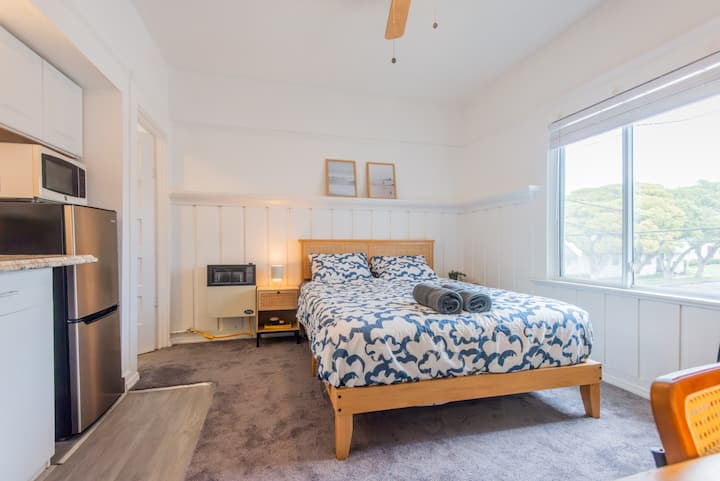 Broadway 10 -Affordable Private Studio - El Segundo, CA