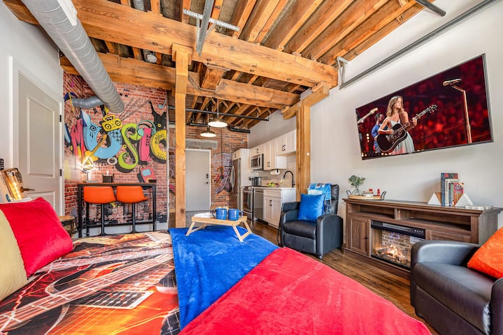 Lowkey-pool & Gym-mins To Broadway-speakeasy - Nashville, TN