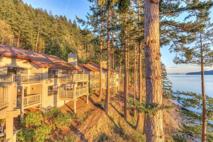 Cozy Harborside Stay | Secluded Orcas Island - San Juan Islands, WA