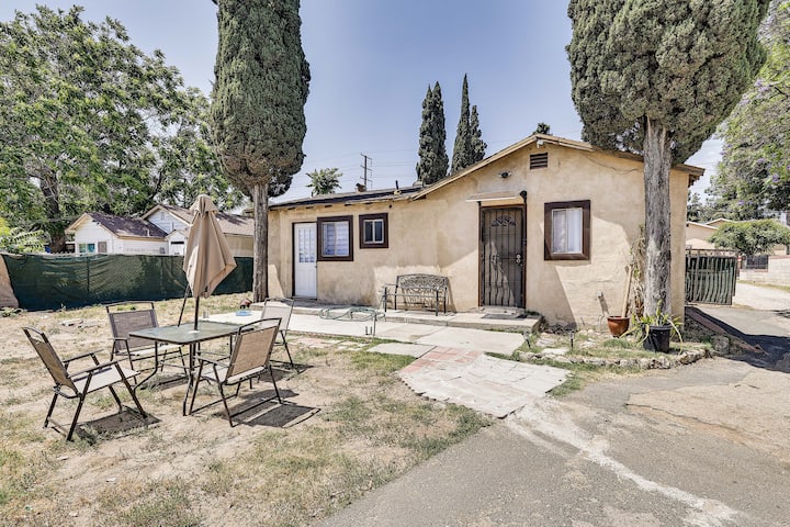 Hike, Shop & Explore: Cozy Home W/ Yard In Ontario - Rancho Cucamonga, CA