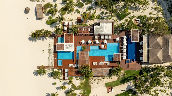 Beach Escape | 2br | Pool & Premium Amenities - Isla Mujeres