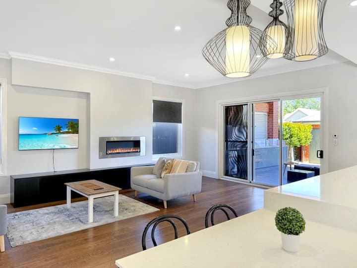 Peter's Central Haven - Wagga Wagga