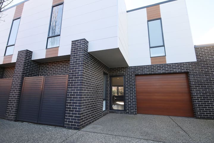 Glen’s Fitz St Getaway - Cbd Central - Wagga Wagga