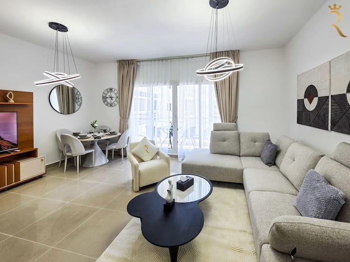 Al Reef 1br | Stylish Urban Chic Escape - Aéroport d'Abou Dabi (AUH)