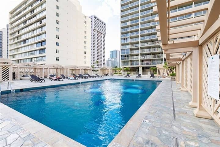 Newly Renovated 1 Bdr For 6, 7 Minuts To Beach - Honolulu