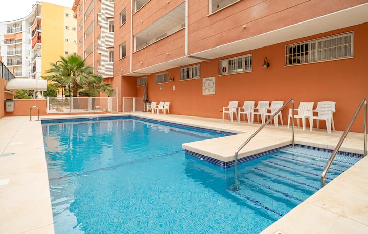 Stunning Apartment In Fuengirola With Wifi - Fuengirola