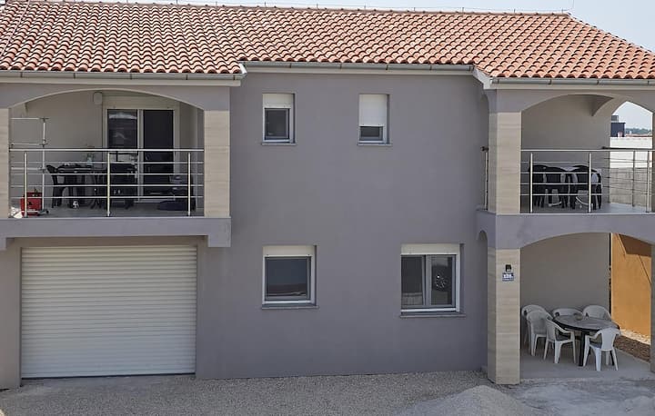 Gorgeous Apartment In Vir With Wifi - Vir