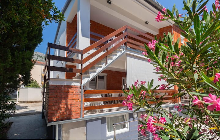 Nice Apartment In Starigrad With Wifi - Starigrad