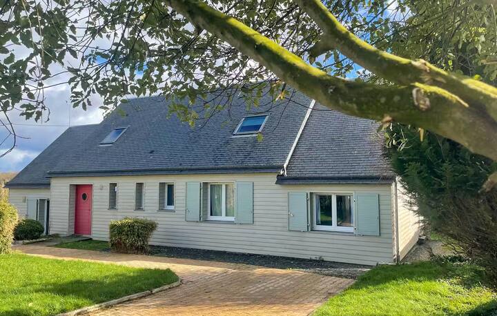 5 Bedroom Beautiful Home In Taulé - Saint-Pol-de-Léon