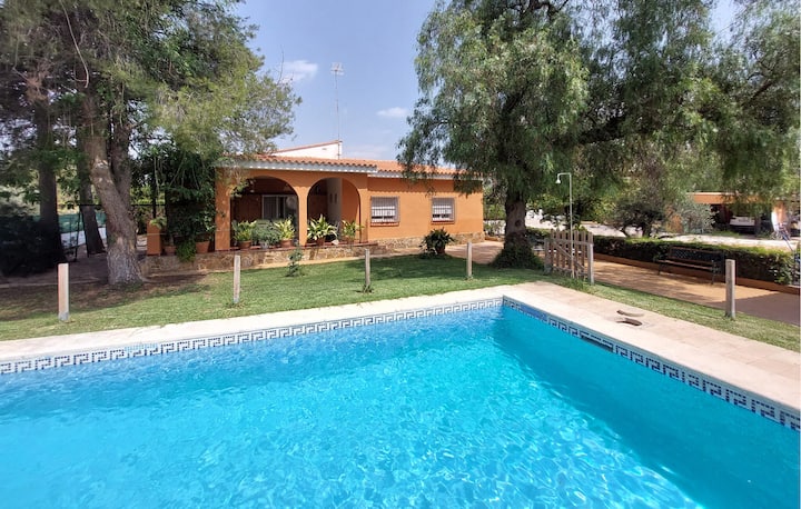 Awesome Home In Bétera - Nàquera