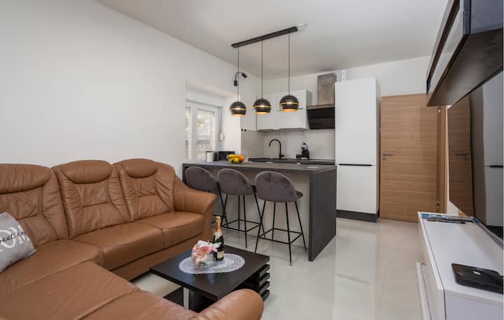 Gorgeous Apartment In Rijeka With Wifi - Rijeka