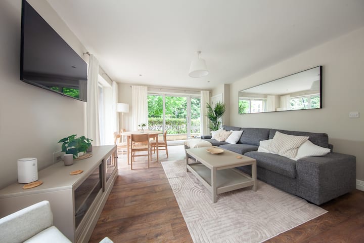 Stunning And Modern 2 Bedroom Apartment In Lucan - Maynooth