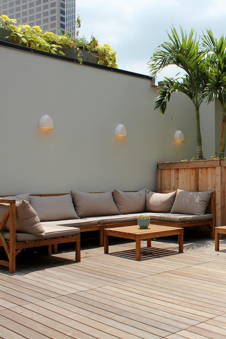 Room And Bed Type Selected By Hotel - New Orleans, LA